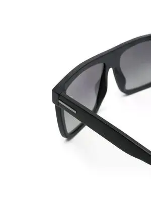 BOSS Polarised Oversize-frame Sunglasses