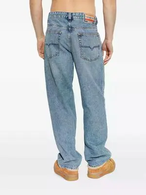 DIESEL® 2001 D-macro Jeans