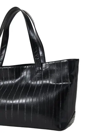 ST. AGNI Carryall Tote