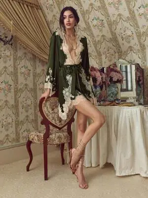 Alice + Olivia Drea Lace Robe