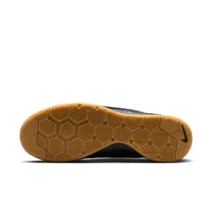 Nike Gato Lv8 Shoes
