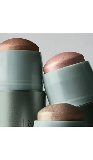 VERSED High Points Illuminating Stick