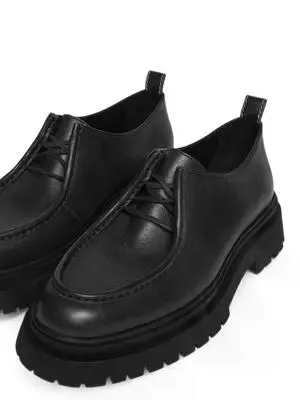 Manière De Voir Leather Lace-up Shoes - Black
