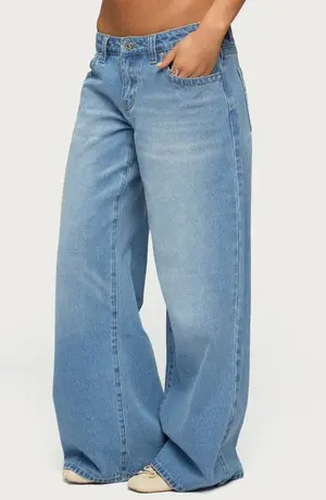 EDIKTED Raiyne Low Rise Wide Leg Jeans