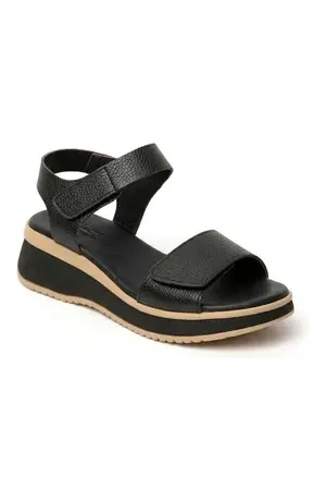 MENINA STEP Napoli Flat Sandals - Black