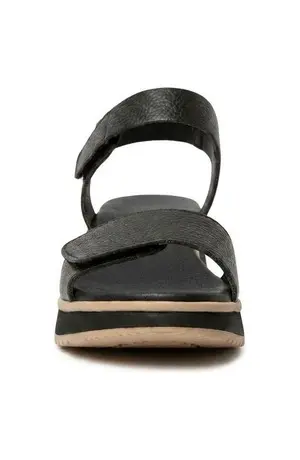 MENINA STEP Napoli Flat Sandals - Black