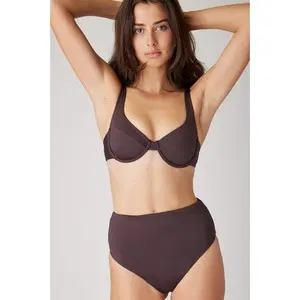 LONDRE BODYWEAR High-waisted Scrunch Bottoms - Cocoa