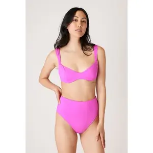 LONDRE BODYWEAR High-waisted Scrunch Bottoms - Fuchsia