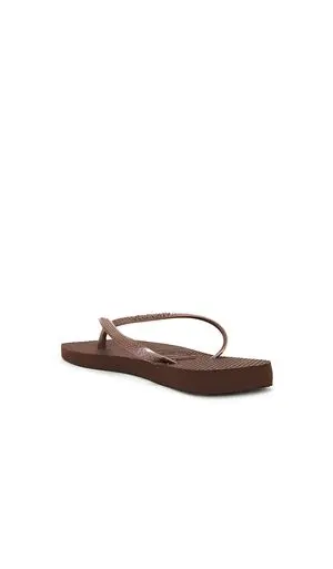 Havaianas Slim Square Thong Sandal