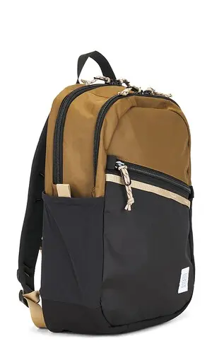 TOPO DESIGNS Commuter Backpack