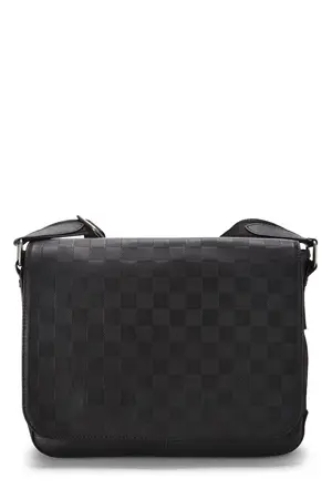 LOUIS VUITTON Damier Infini District Messenger Bag - Black