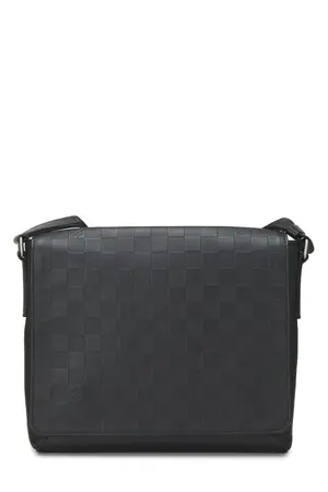 LOUIS VUITTON Damier Infini District Messenger Bag - Black