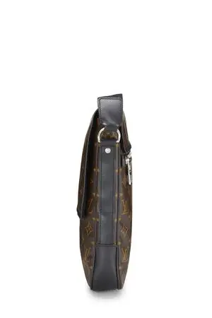 LOUIS VUITTON Monogram Macassar Bass