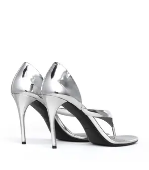 Alaïa Laminated Leather Infradito Sandals 90