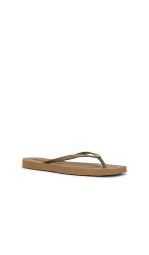 VELOUR Tapered Flip Flop
