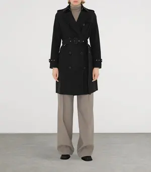 Burberry Lightweight Kensington Trench Coat