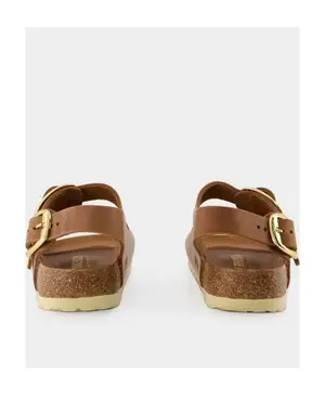 BIRKENSTOCK Logo Flat Sandals - Brown