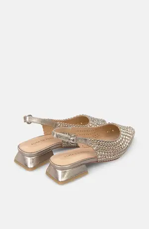 ALMA EN PENA Embellished Pointed Toe Flat Shoes With Buckle Fastening - Metallic Rust/copper
