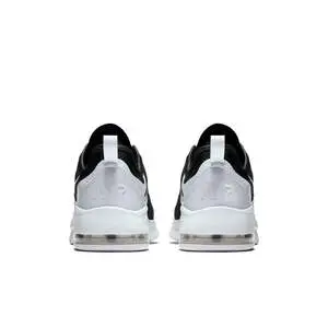Nike Max Motion 2 Low Top Sneakers - Black