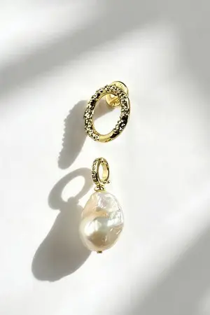 CLASSICHARMS Nina Baroque Pearl Drop Earrings - Gold