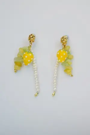 CLASSICHARMS Lulu Strawberry Drop Earrings With Pearls And Natural Stone Chips
