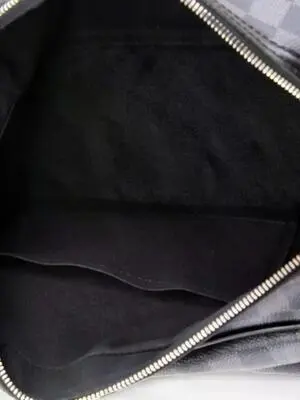 LOUIS VUITTON Damier Graphite Leo Messenger Bag