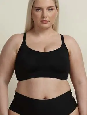 COMFELIE Seamless Pullover Bra With Cross-back Design - Black
