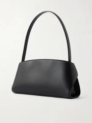 FERRAGAMO Hug Leather Shoulder Bag - Black