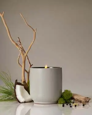 HOMECOURT Candle - One-color