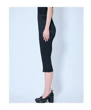 PLEATS PLEASE BY ISSEY MIYAKE Cropped Pleated Trousers