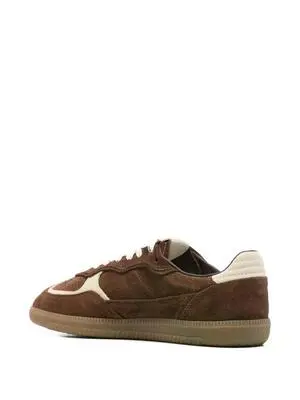 Alohas Criss-cross Sneakers For Women