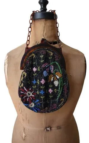 LUCIA ZOLEA 1920s Bakelite Floral Glass Beaded Purse