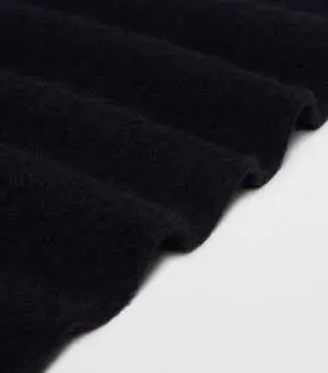 Max Mara Wool Fringed Logo Scarf - Navy