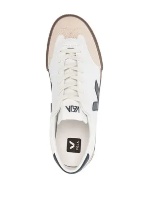 VEJA Volley O.t. Sneaker