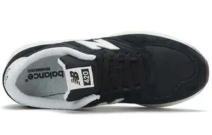 NEW BALANCE 420 Re-engineered Low Top Sneakers - Black/white