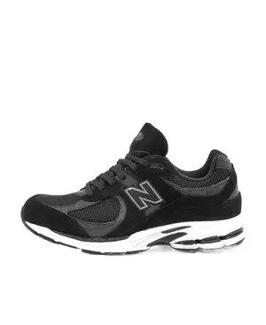 NEW BALANCE 2002r Lace-up Sneakers - Black