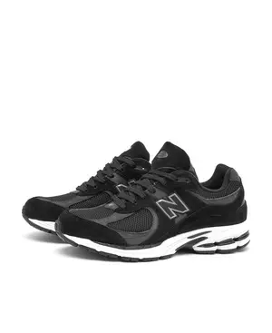 NEW BALANCE 2002r Lace-up Sneakers