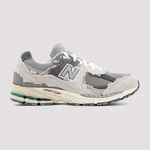 NEW BALANCE 2002r Protection Sneakers