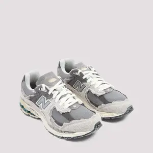 NEW BALANCE 2002r Protection Sneakers