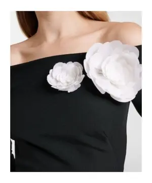 Safiyaa Rory Floral Appliqué Gown - Black