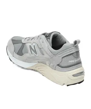 NEW BALANCE 878 Suede Sneakers