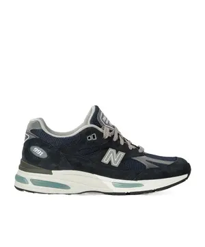 NEW BALANCE Round Toe Lace-up Sneakers - Black