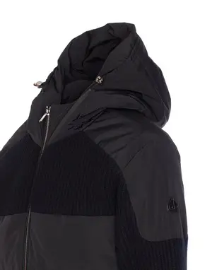 Moose Knuckles Ribbed-panel Quilted Padded Jacket