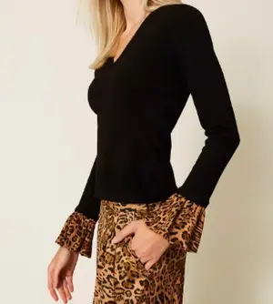 TWINSET V-neck Ruffled Jumper With Leopard Print Cuffs