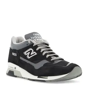 NEW BALANCE 1500 Lace-up Sneakers - Black