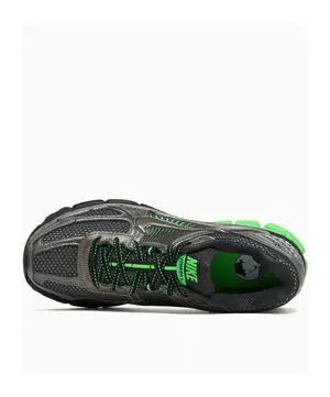 Nike Zoom Vomero 5 Se