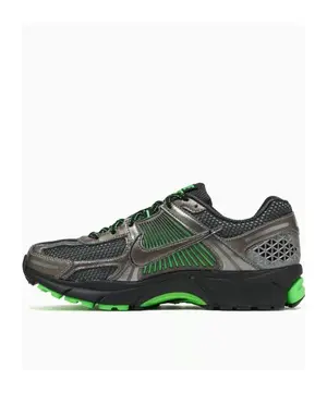 Nike Zoom Vomero 5 Se