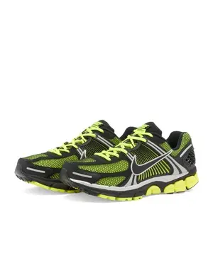 Nike Vomero 5 Low-top Sneakers