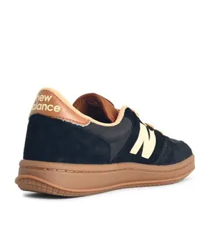 NEW BALANCE T500 Sneakers