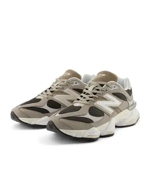 NEW BALANCE Round-toe Sneakers